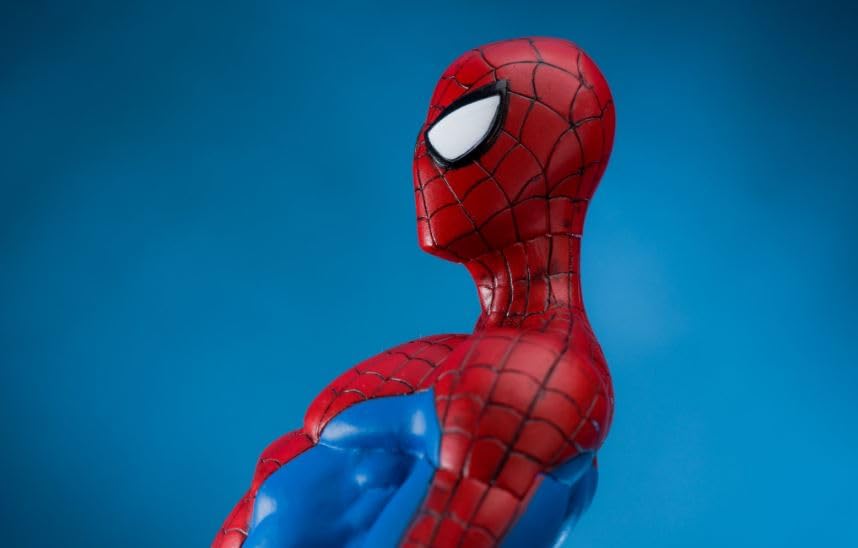 Diamond Select Toys Marvel Gallery Spider-Man PVC Figure