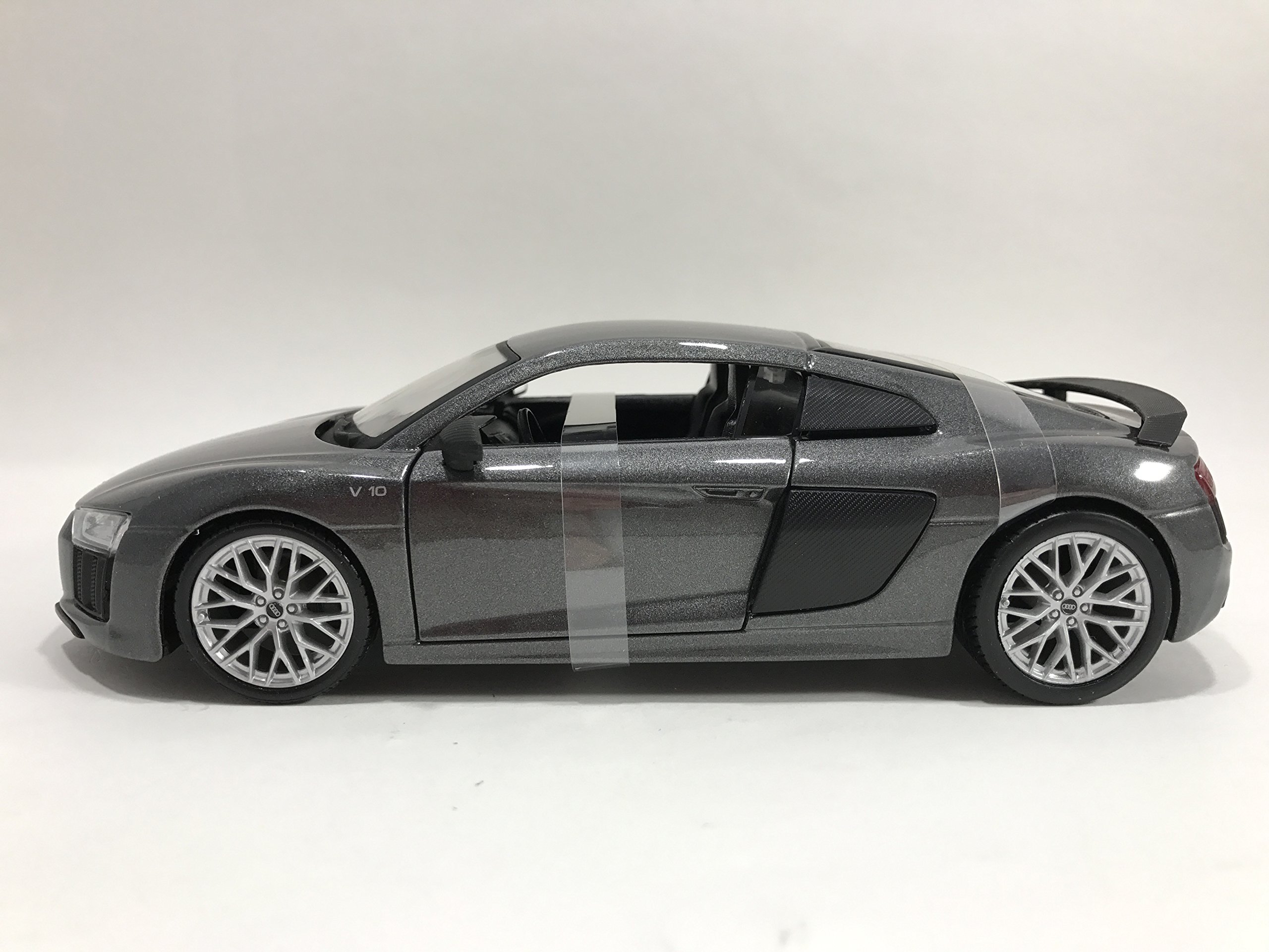 Maisto - 31513 - Audi R8 V10 Plus - Scale 1:24 - Metallic Grey