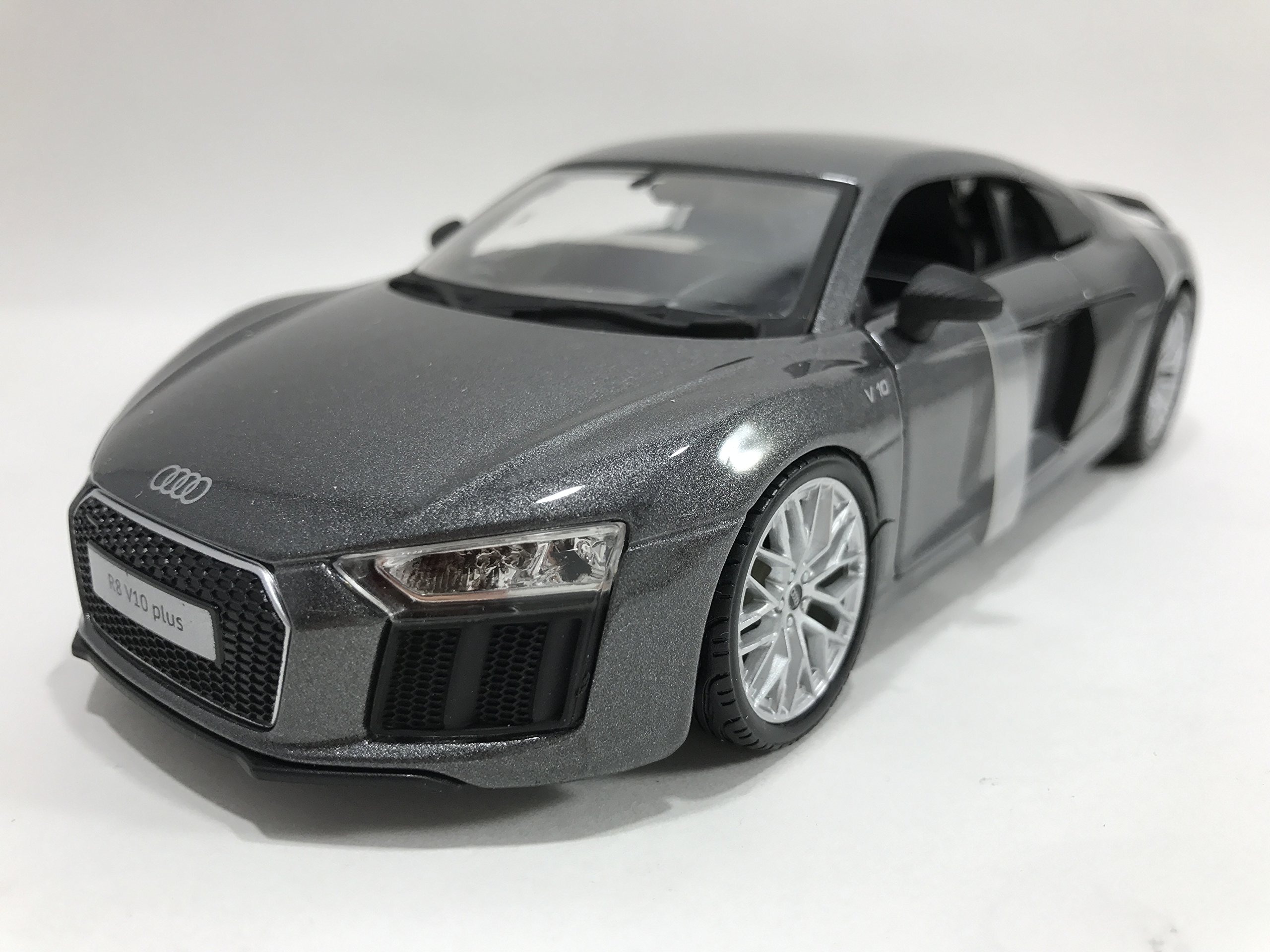 Maisto - 31513 - Audi R8 V10 Plus - Scale 1:24 - Metallic Grey