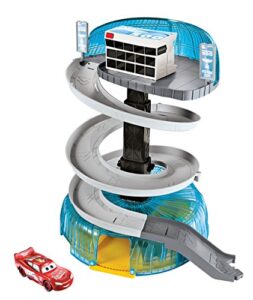 disney pixar cars 3 florida speedway spiral playset