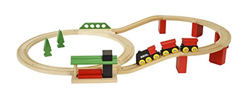 BRIO World 33424 - Classic Deluxe Railway Set - 25 Piece Wood Train Set with Accessories and Wooden Tracks for Kids Ages 2 and Up