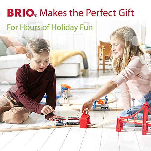 BRIO World 33424 - Classic Deluxe Railway Set - 25 Piece Wood Train Set with Accessories and Wooden Tracks for Kids Ages 2 and Up