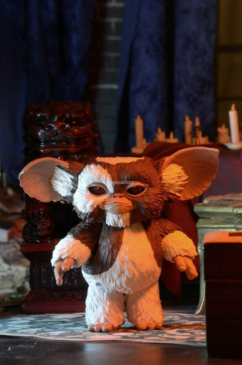 Gremlins - 7" Scale Action Figure - Ultimate Gizmo - NECA