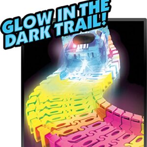 Mindscope Twister Tracks Neon Glow in The Dark 221 Piece (11 feet) of Flexible Assembly Track Emergency Series