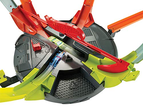 Hot Wheels Roto Revolution Track Set, multi color (FDF26)