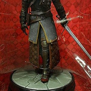 Dark Horse Deluxe The Witcher 3: Wild Hunt: Geralt Grandmaster Ursine Figure