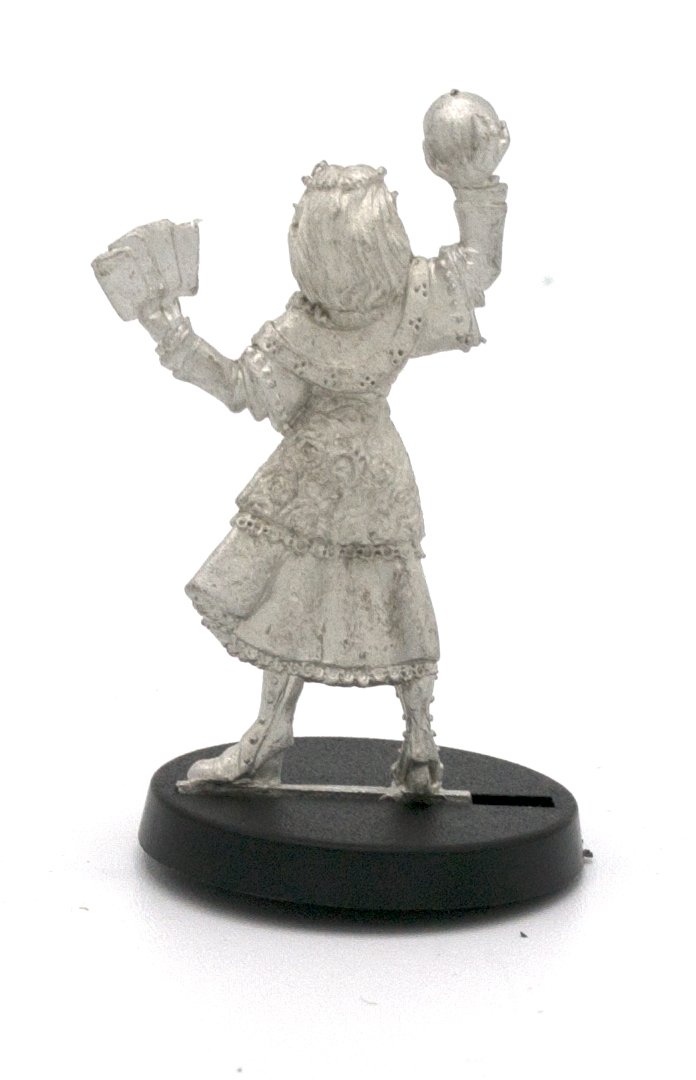 Stonehaven Miniatures Elf Fortune Teller Figure (for 28mm Scale Table Top War Games) - Made in USA