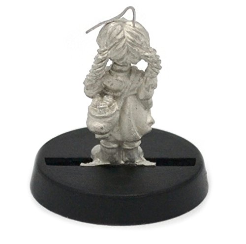 Stonehaven Dwarf Girl Miniature Figure (for 28mm Scale Table Top War Games) - Made in USA