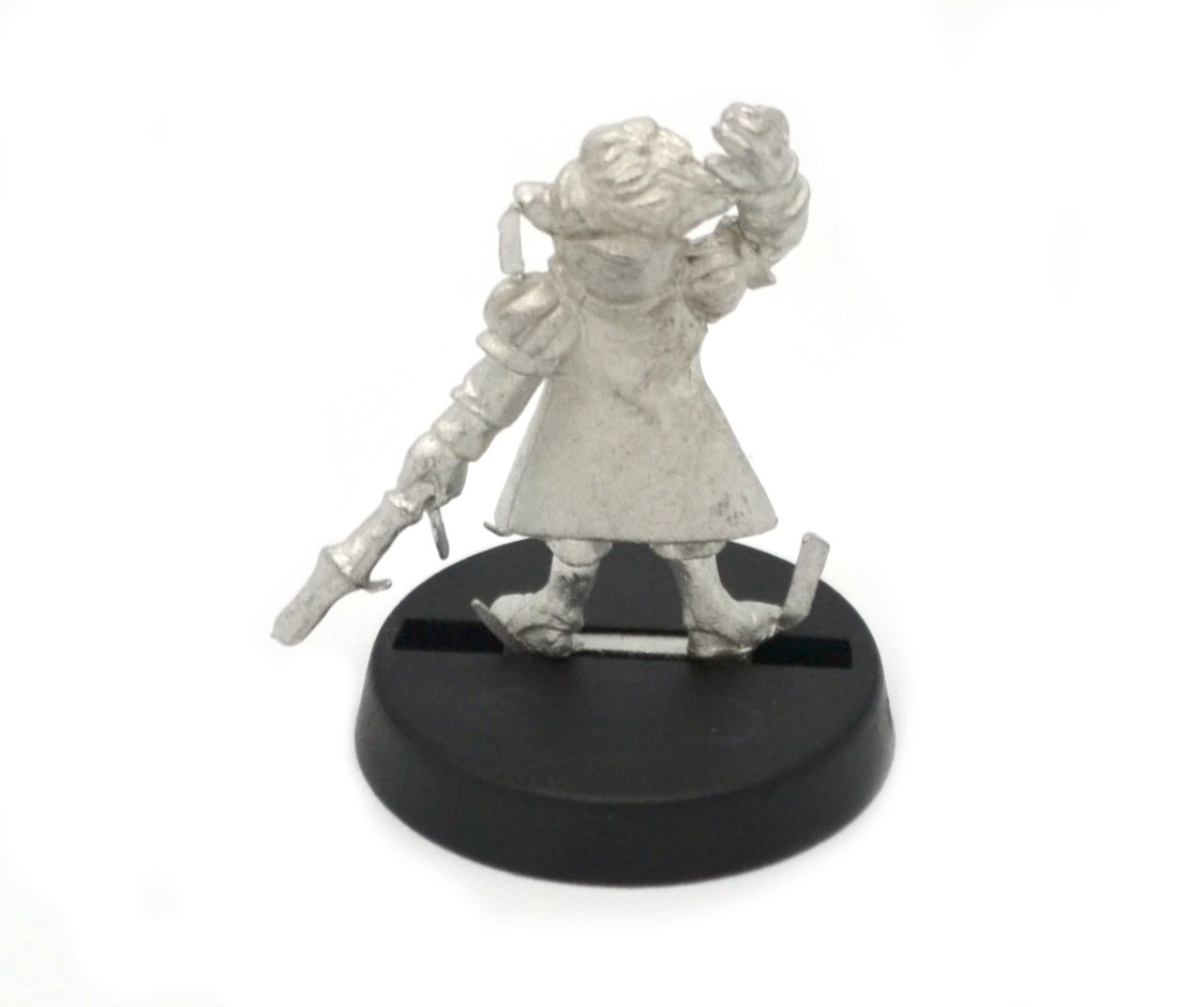 Stonehaven Miniatures Gnome Illusionist Figure (for 28mm Scale Table Top War Games) - Made in USA