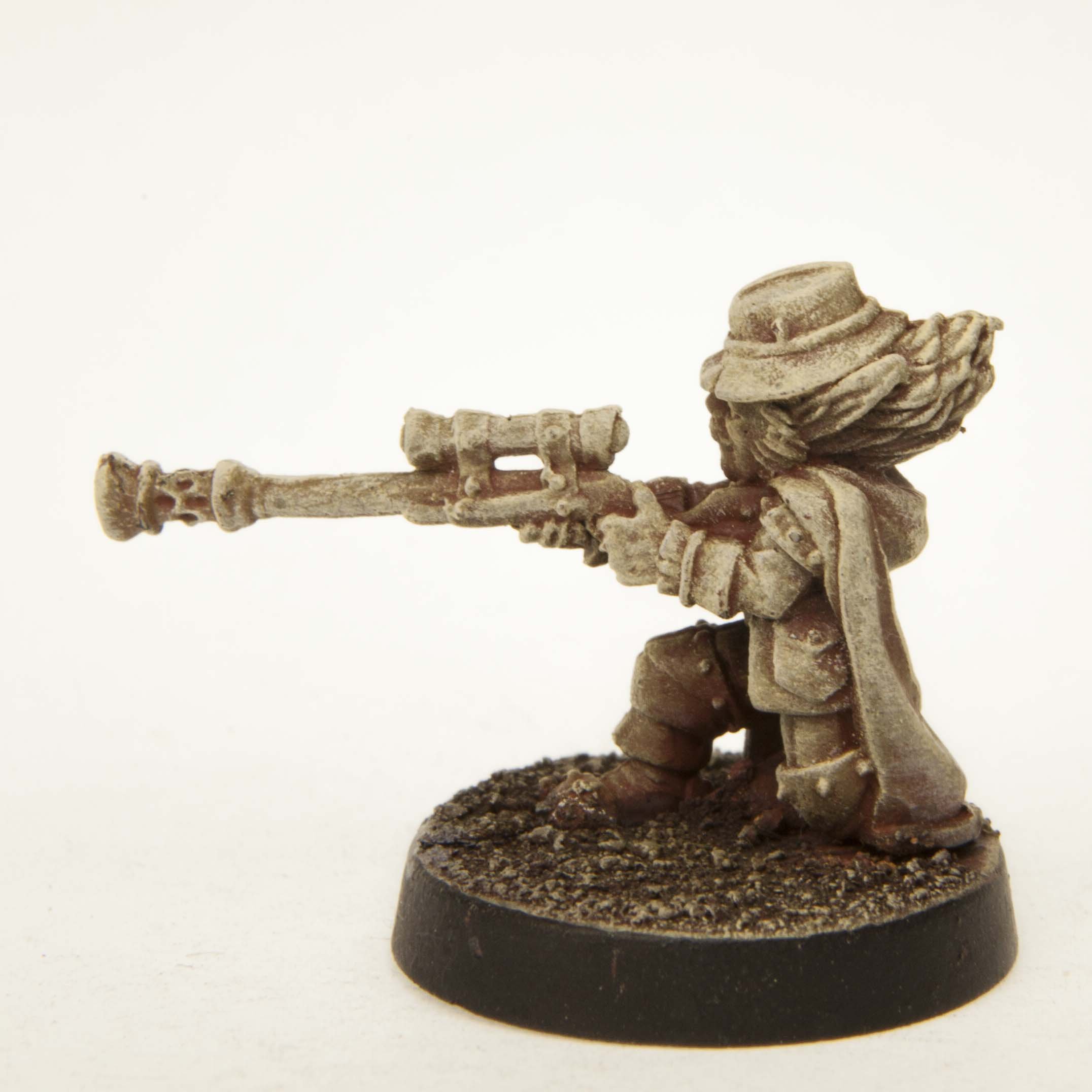 Stonehaven Miniatures Gnome Long Gunner Male Figure (for 28mm Scale Table Top War Games) - Made in USA