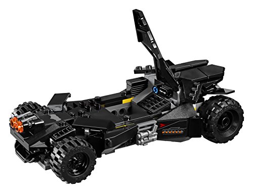 LEGO Super Heroes 76087 Flying Fox: Batmobile Airlift Attack (955 Piece)