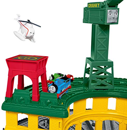 Thomas & Friends Toy Train Set, Super Station, Extra Large Race Track with Motorized Thomas, Diecast Percy & MINIS James for Ages 3+ Years