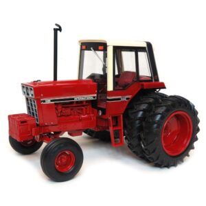 ERTL 1:16 IH 1486 Tri-Stripe Tractor w/Rear Duals