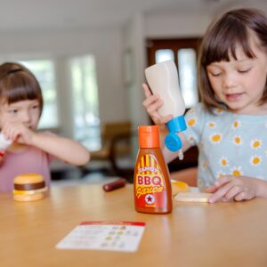 Melissa & Doug 5-Piece Favorite Condiments Play Food Set - Play Ketchup and Mustard Bottles, Pretend Play Food Set For Kids Ages 3+