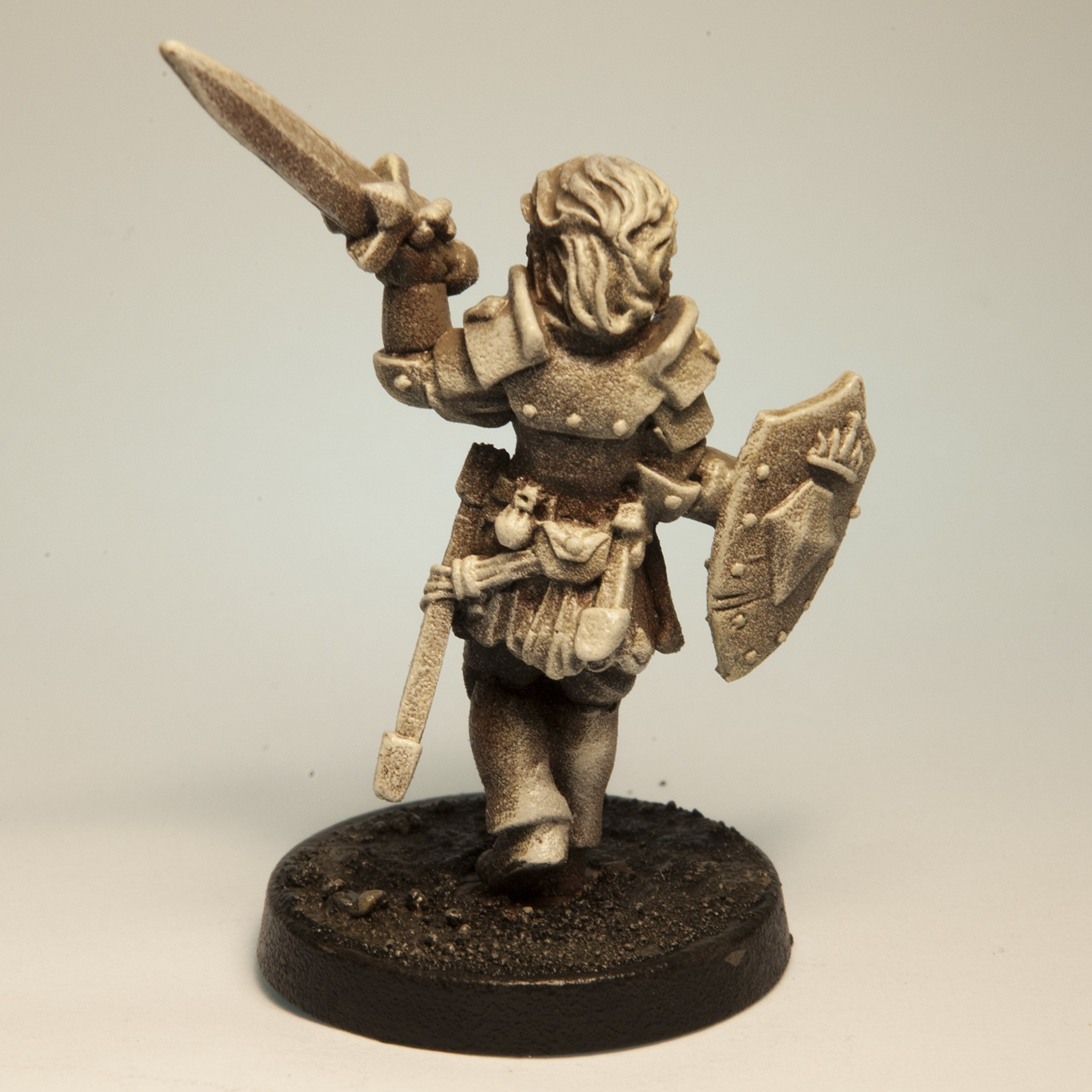 Stonehaven Miniatures Human Knight Female Figure (for 28mm Scale Table Top War Games) - Made in US