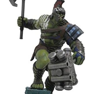 DIAMOND SELECT TOYS Marvel Gallery: Thor Ragnarok Hulk PVC Vinyl Figure, 12 inches, Model:AUG172642 for ages 168 months to 1188 months