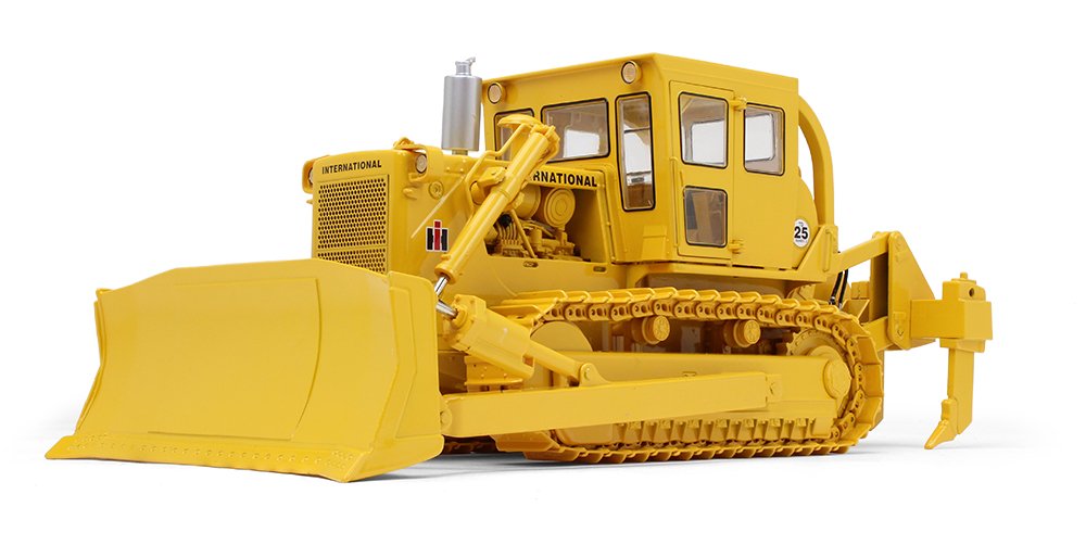 First Gear International Harvester: International Harvester TD-25 Dozer with Enclosed Cab and Ripper