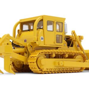 First Gear International Harvester: International Harvester TD-25 Dozer with Enclosed Cab and Ripper