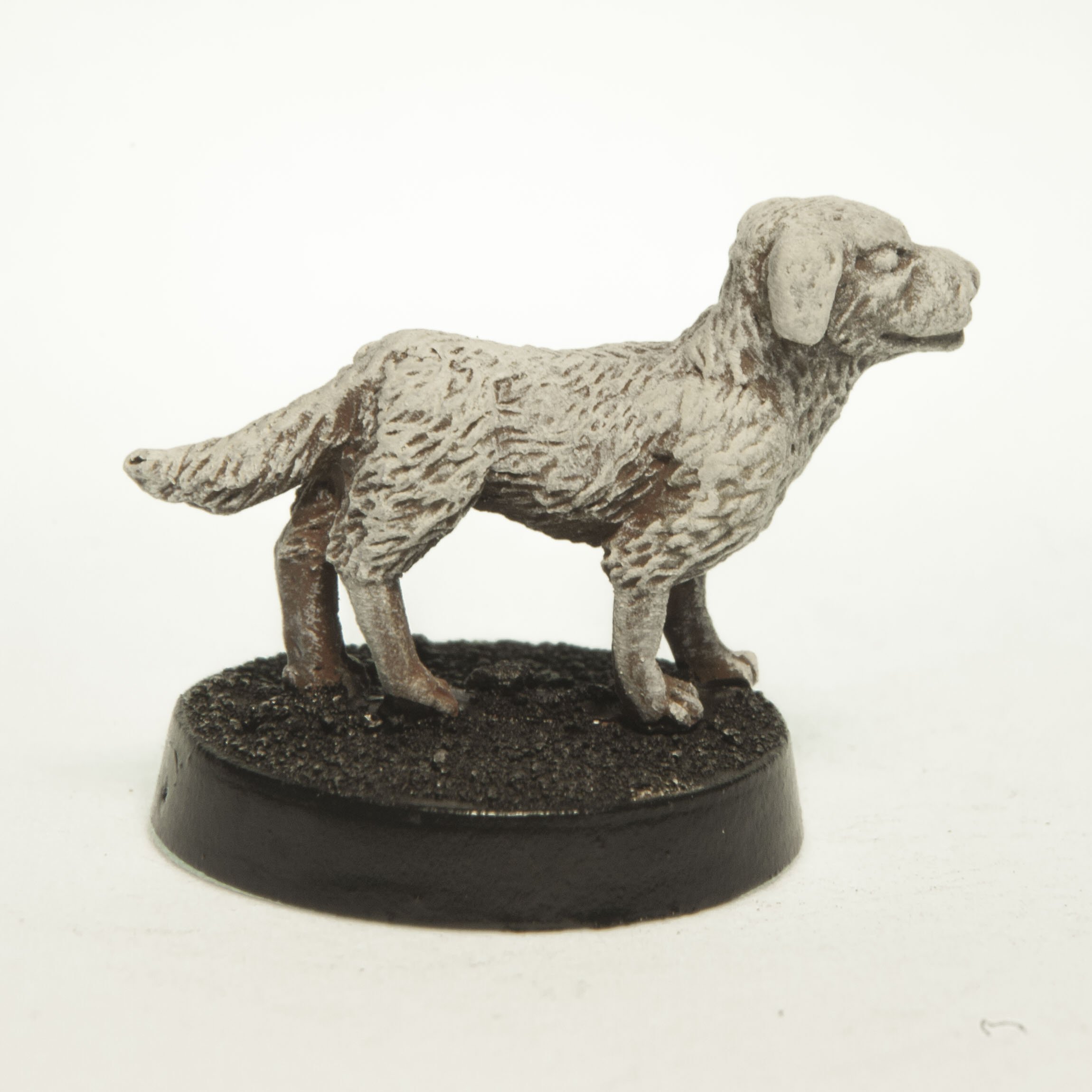 Stonehaven Miniatures Labrador Figure (for 28mm Scale Table Top War Games) - Made in US