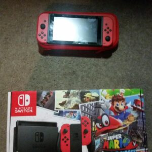 Nintendo Switch - Super Mario Odyssey Edition