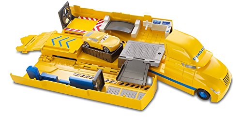 Disney Pixar Cars Cruz Ramirez's Hauler Playset