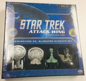 wizkids star trek: attack wing starter set - federation vs. klingons