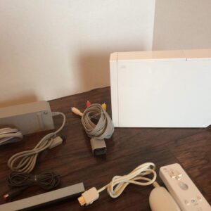 Nintendo Wii WHITE Video Game Console System Bundle Online RVL-001 GameCube Port