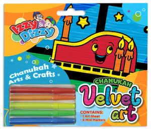 izzy 'n' dizzy chanukah velvet art kit - includes 5 markers, 1 velvet poster - 7" x 6"- hanukkah arts and crafts - gifts and games