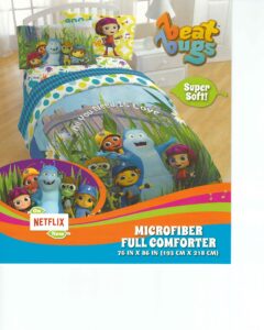 beat bugs "all you need is love" microfiber comforter (full)