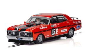 scalextric ford xy falcon bathurst 500 1971 1:32 slot race car c3928, red & black