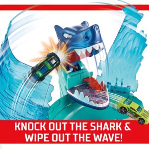 Hot Wheels City Shark Beach Battle Play Set Multicolor