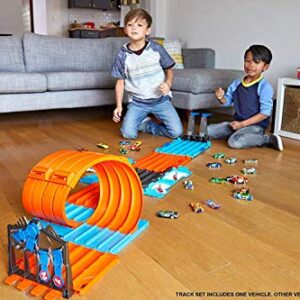 Hot Wheels Race Crate with 3 Stunts in 1 Set Portable Storage Ages 6 to 10