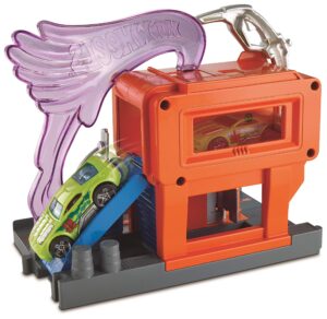 hot wheels city downtown speedy fuel stop play set