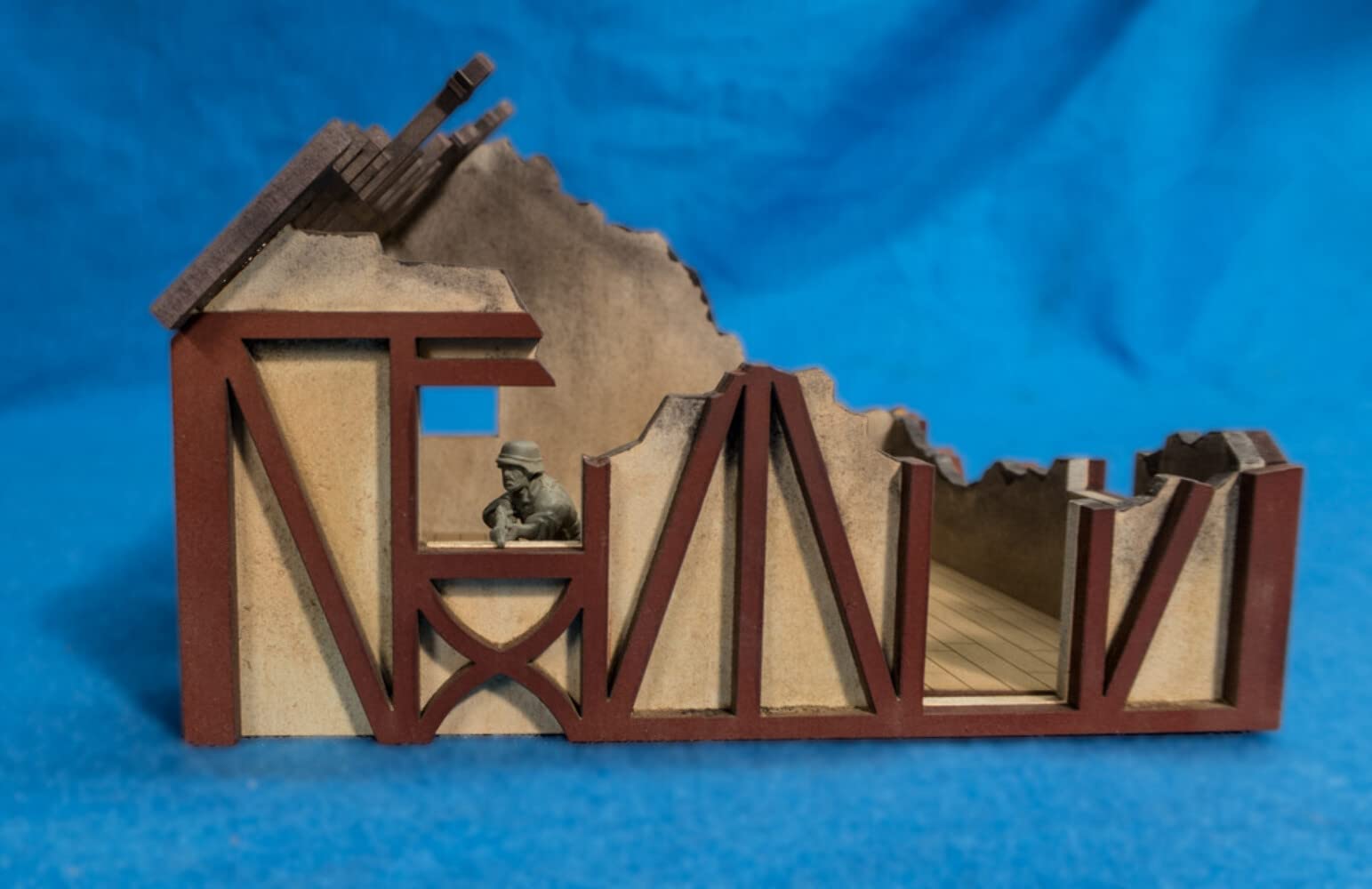 GameCraft Miniatures 28mm Small Half Timber House - 28MMDF550