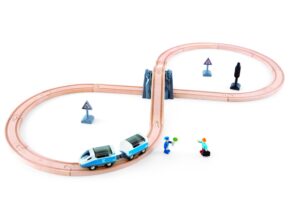 hape e3729 figure 8 safety train railway set, 14.76" l x 3.15" w x 9.45" h, multicolor