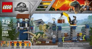 lego jurassic world dilophosaurus outpost attack 75931 building kit