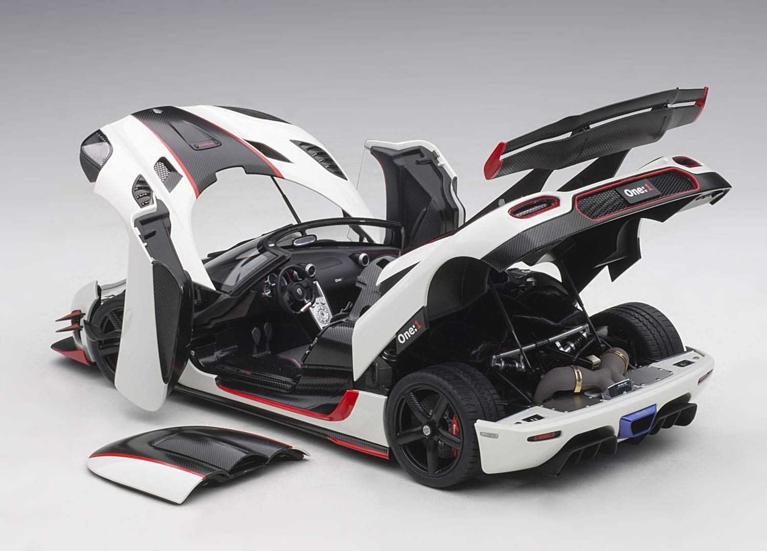 AUTOart Koenigsegg One: 1 Pebble White and Carbon Black with Red Accents 1/18 Model Car 79016