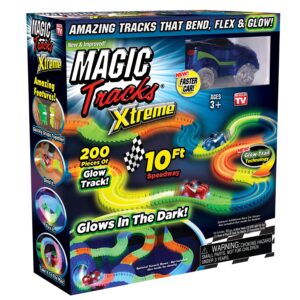 ontel magic tracks xtreme - race car & 10' of flexible, bendable glow in the dark racetrack - as seen on tv