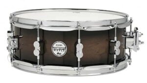 pacific drums pdp concept maple series 5.5x14 snare drum - exotic walnut charcoal burst pdcmx5514sswc