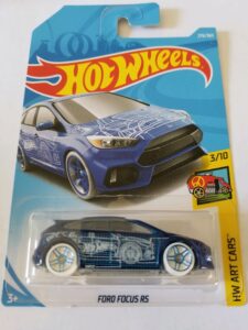 hot wheels 2018 hw art cars 3/10 - ford focus rs (blue)