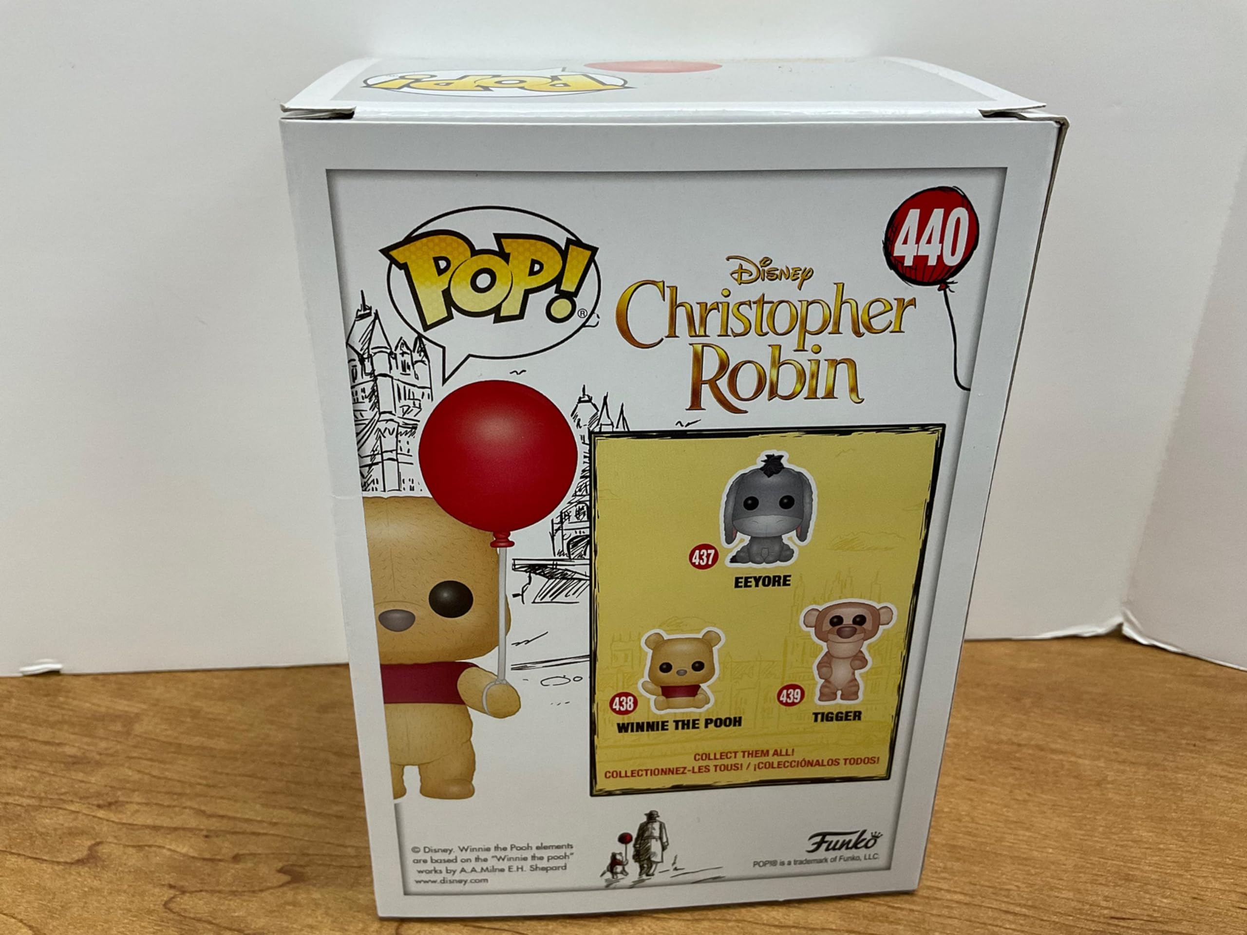 Funko POP! Disney: Christopher Robin - Winnie The Pooh [With Red Balloon - Flocked] # 440 - BoxLunch Exclusive!