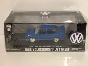 greenlight 1: 43 1995 volkswagen jetta a3 blue (86323)