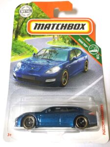 matchbox 2019 mbx road trip porsche panamera 26/125, blue