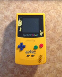 game boy color - limited pokemon edition - yellow (renewed)