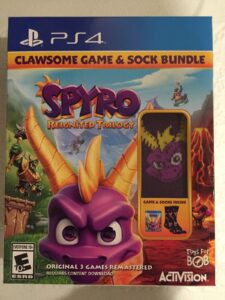 spyro reignited trilogy clawsome game & sock bundle - playstation 4