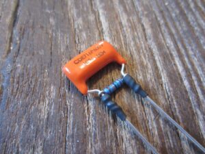 buhr electronics treble bleed/volume mod, orange drop 716p .001 µf w/ 150 kΩ metal film resistor