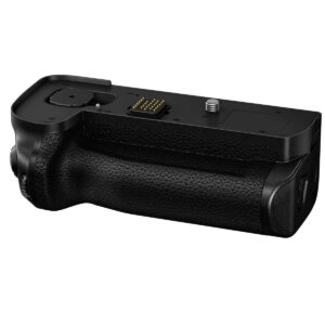 panasonic authentic lumix s series vertical battery grip, with shutter release & focus point control joystick (dmw-bgs1r)