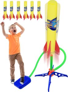 kiddie play rocket launcher for kids to step on with 6 rockets outdoor toys gift for boys and girls ages 6 years and up