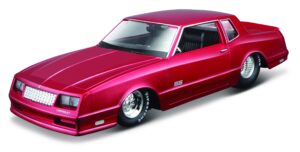 1: 24 design classics 1986 chevrolet monte carlo (colors may vary)