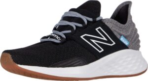 new balance women's fresh foam roav v1 sneaker, black/light aluminum, 7.5 m us